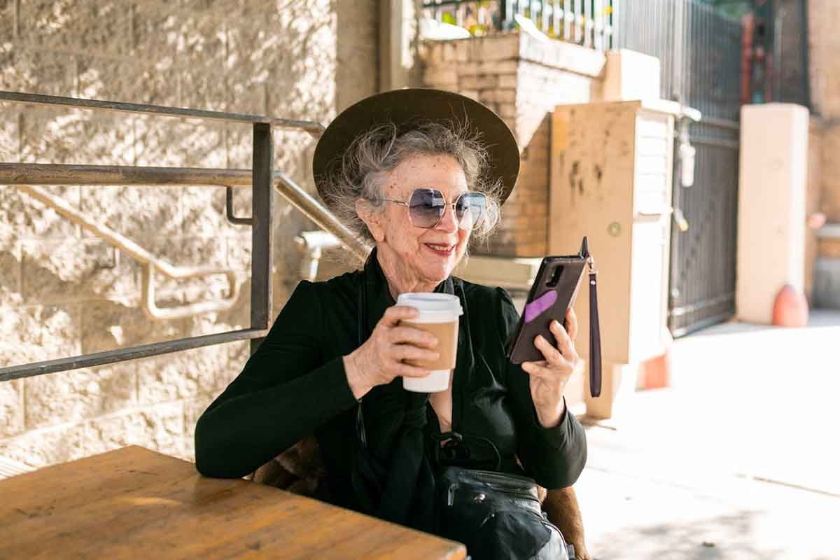 If You Need Assisted Living, Here's How You Can Still Enjoy Your Golden ...